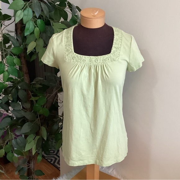 Saks Fifth Avenue | Tops | Saks Fifth Avenue Threads Womans Medium ...
